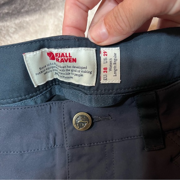 Fjallraven | Pants & Jumpsuits | Fjallraven Nikka Curved Trouser Dark ...